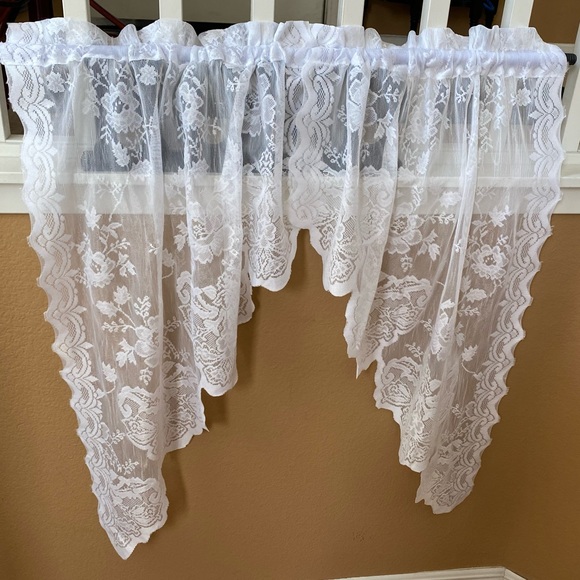 Accents | Vintage Sheer White Lace Cascading Swag Pair Wdecorative ...
